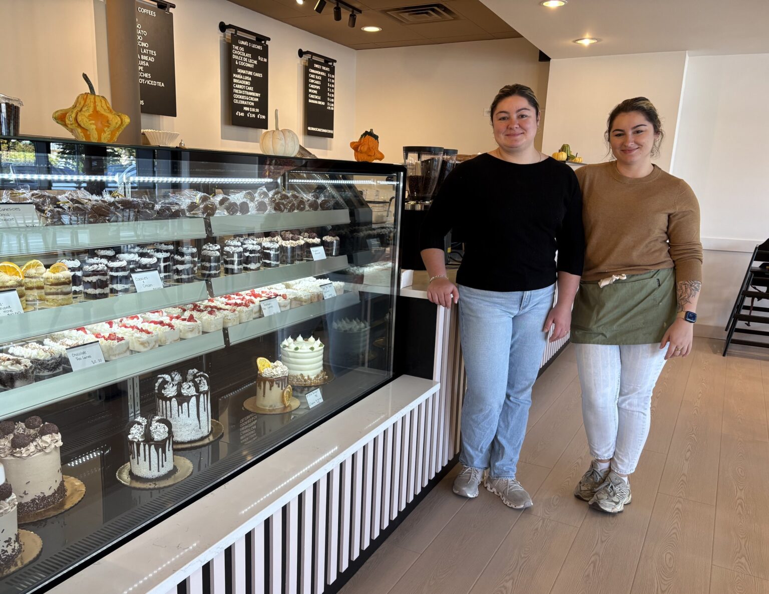 Sisters’ Newton Centre bakery hits the sweet spot - Fig City News