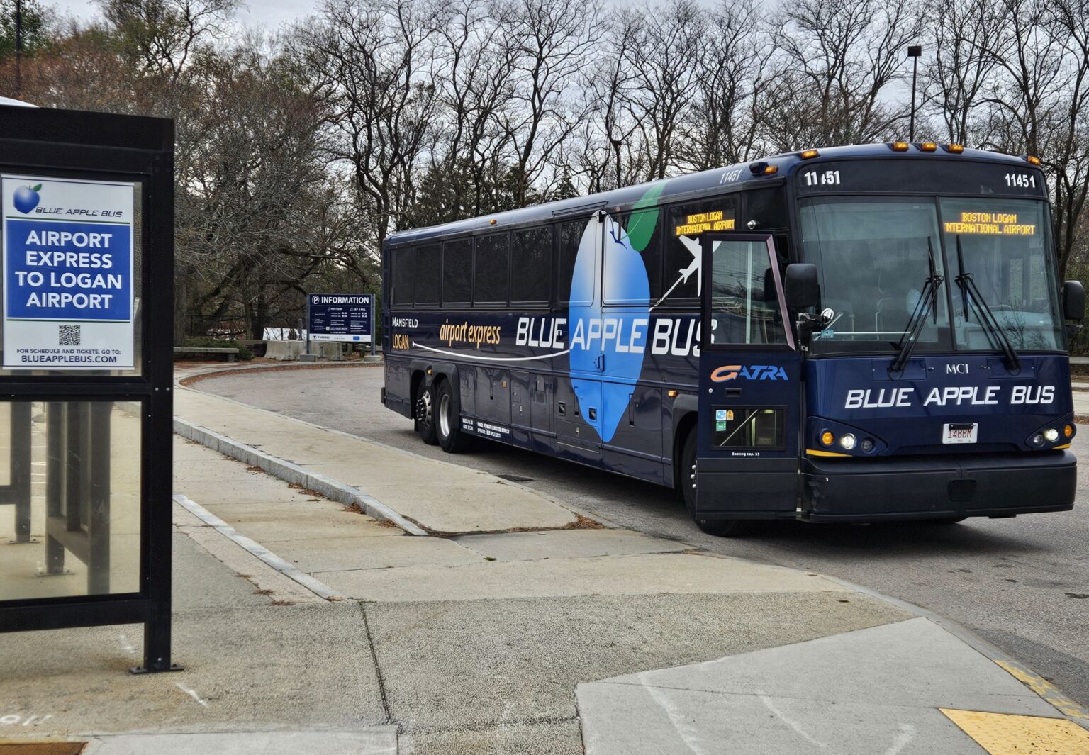 Blue Apple Bus – Express between Riverside and Logan Airport - Fig City ...