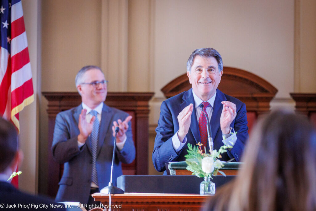 20260101-AG0I6371 – Fig City News